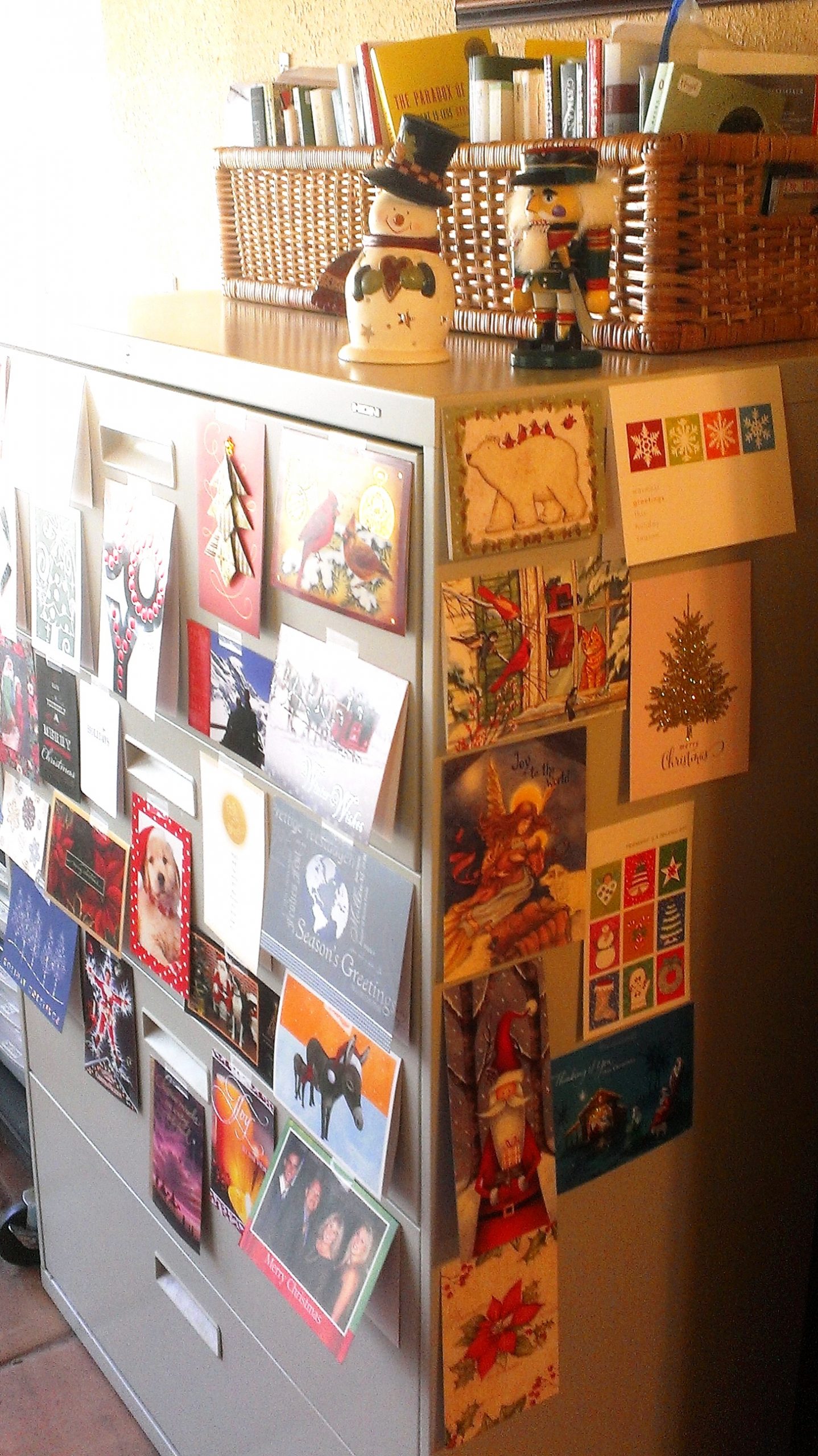 To send or not to send? No more holiday card guilt!